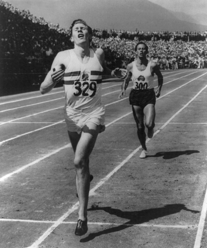 Roger Bannister Leads John Landy Of Australia Across The Finish Line At ...