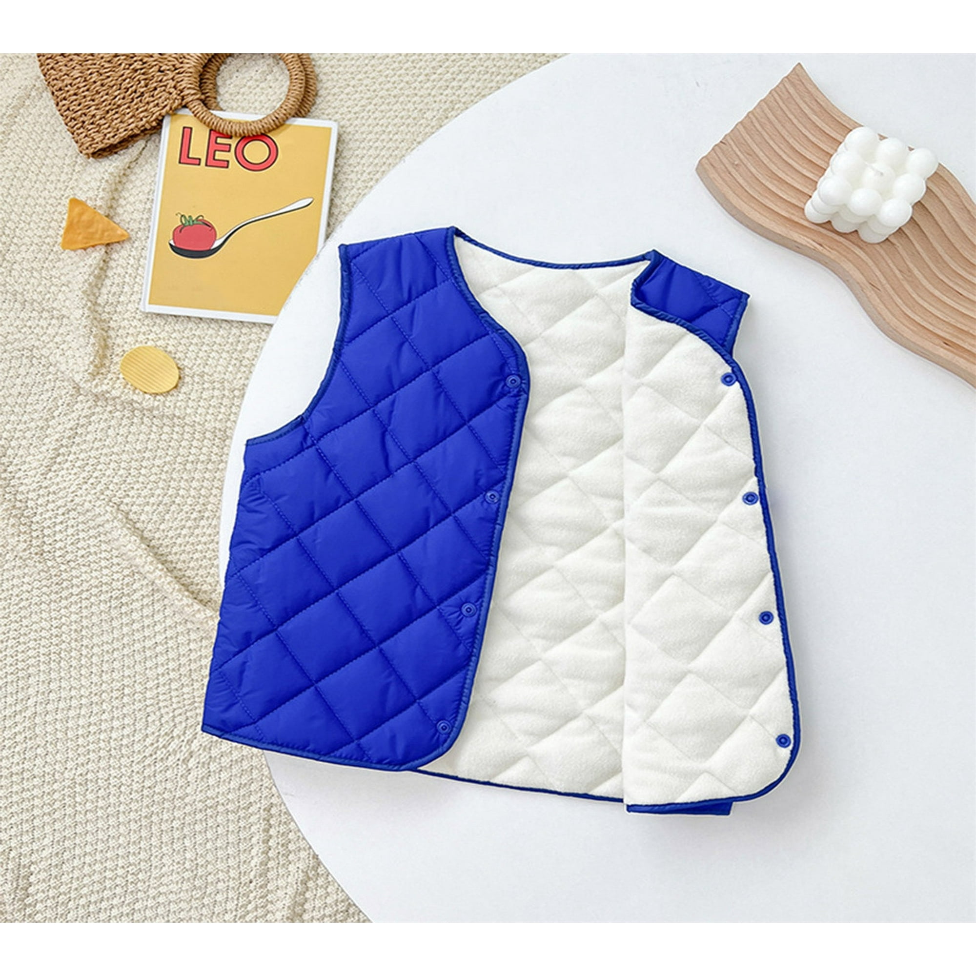 Click here for Wenxiaoo Little Boys Girls Puffer Vest Kids Boys G... prices