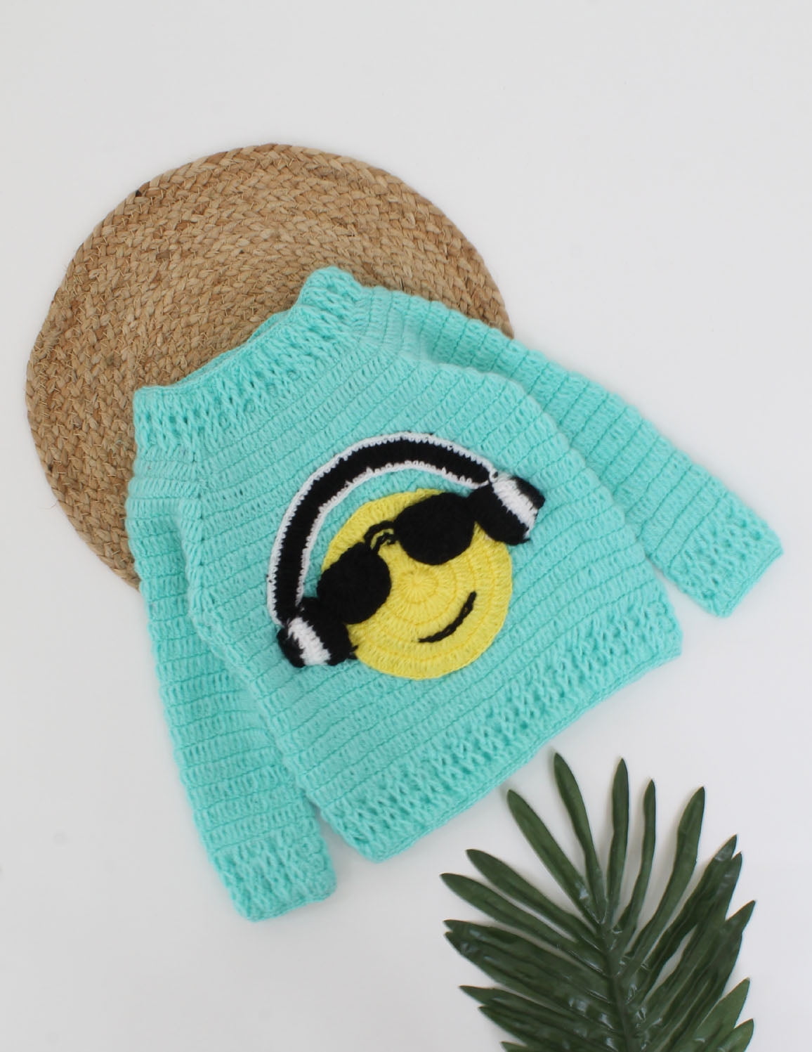 Woonie Handmade Full Sleeves Play Full Character Wearing Headphone ...