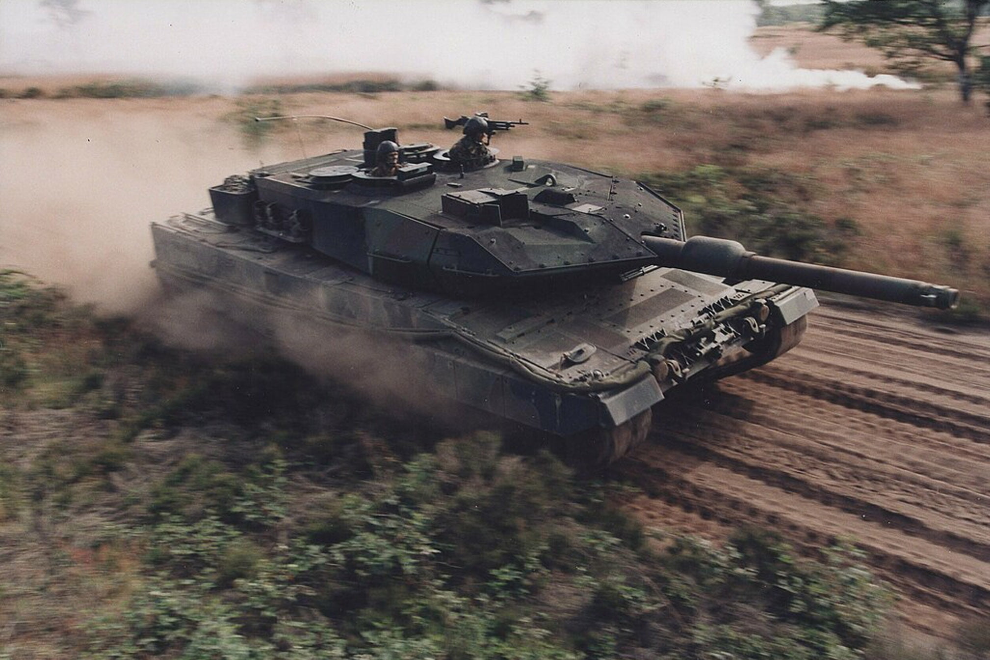 24x36 gallery poster, The Leopard Tank 2A5 can be recognized for its ...