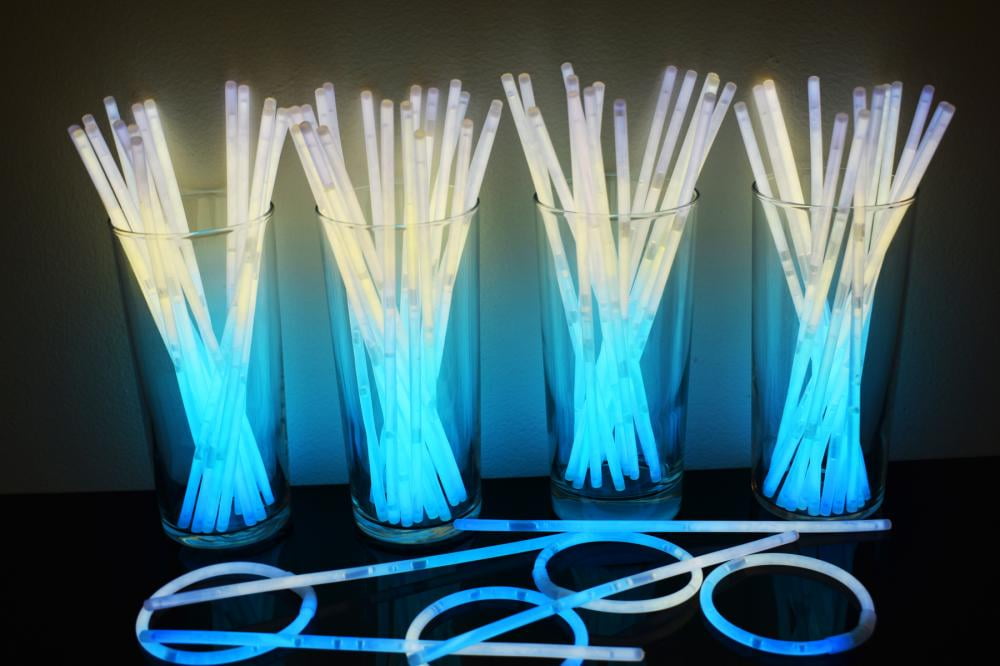 DirectGlow 200ct Bicolor Aqua/White Glow Stick Bracelets Glow in The ...