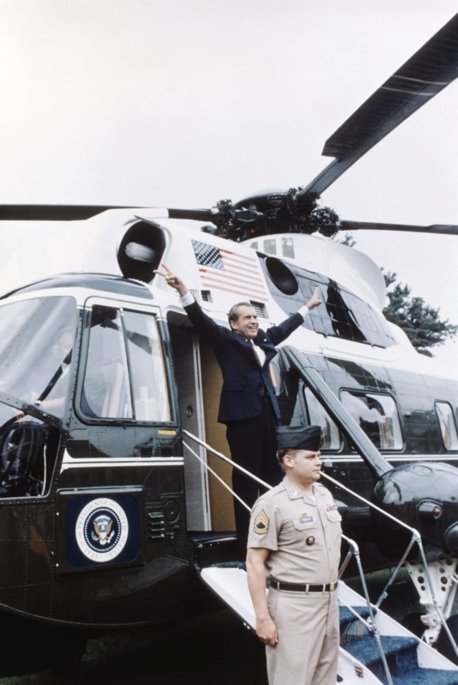Former President Richard Nixon Boards The Presdential Helicopter For ...