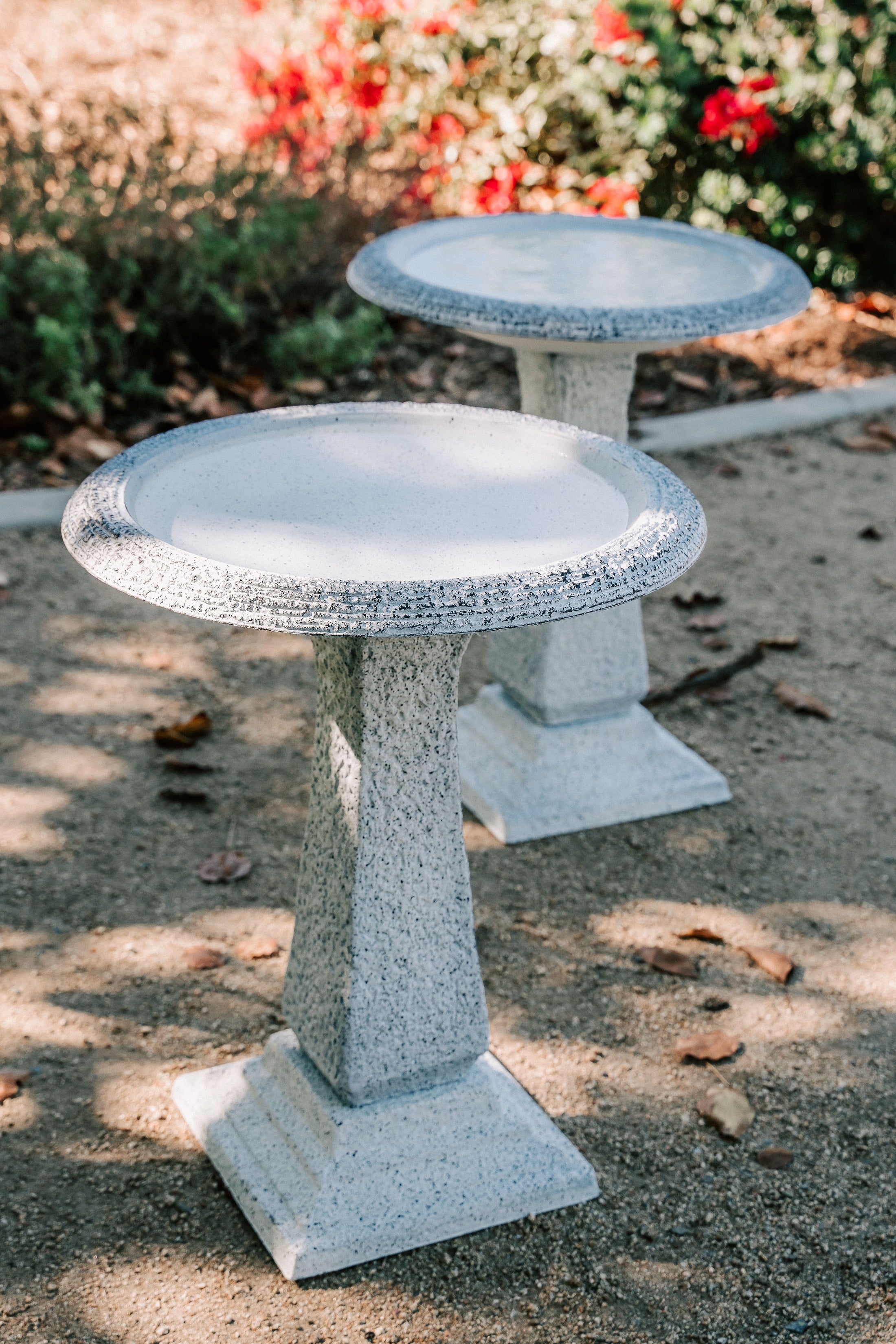 XBrand Set of 2 Matt Finish Bird Baths w/ Tall Square Pedestal and Base ...
