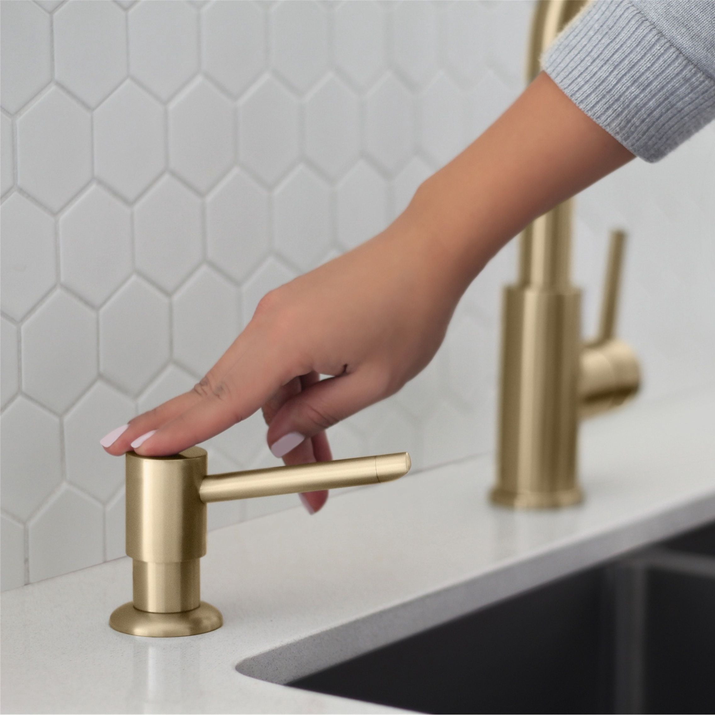Stylish 240ml Brushed Gold Soap Dispenser S-01G - Walmart.ca