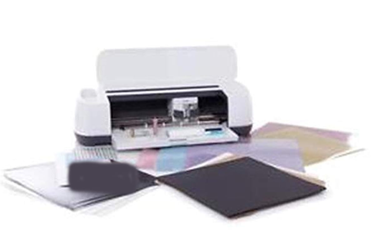 Cricut Maker Ultimate Cutting Machine Bundle With Lots of Goodies ...