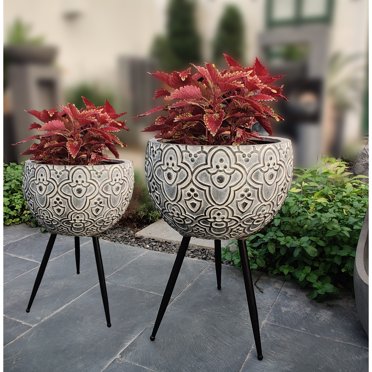 LuxenHome 2-Piece Round Black MgO Planter - Walmart.com
