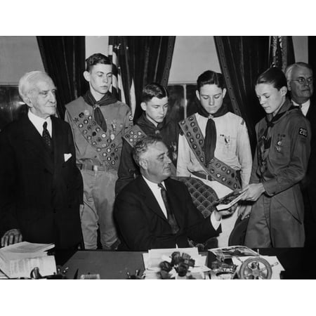 Fdr Presidency. Us President Franklin Delano Roosevelt Being Presented ...