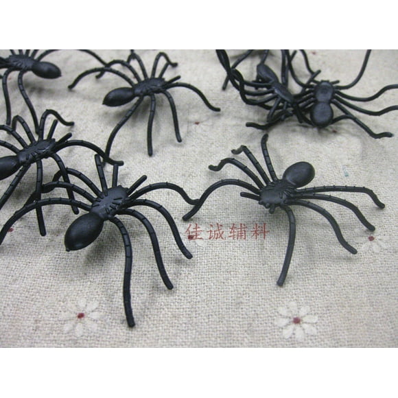 Small Plastic Spiders