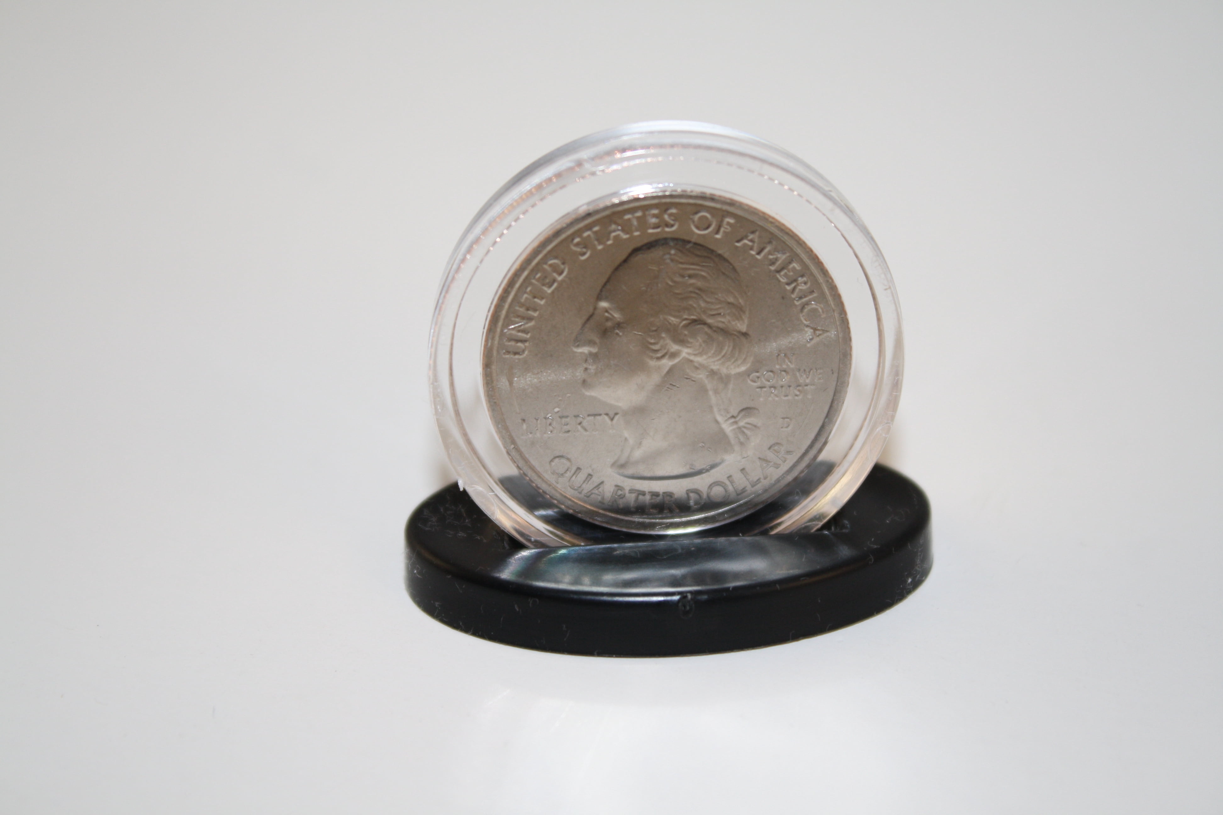 Single Coin DISPLAY STANDS for Half Dollar or Quarter Capsules ...