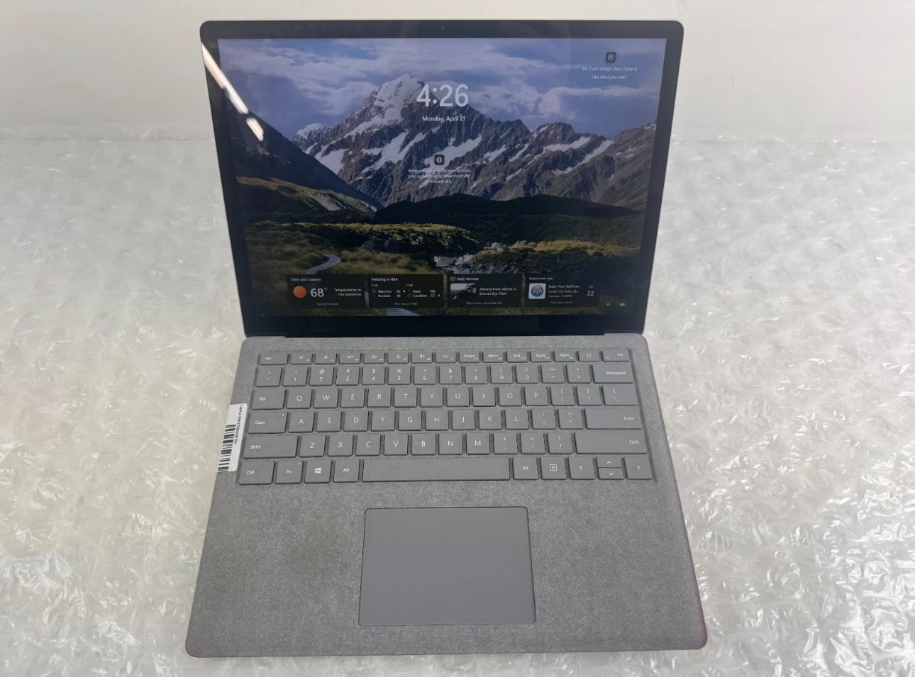 Pre-Owned Microsoft Surface Laptop (1st Gen) Laptop (Windows 10 Pro ...