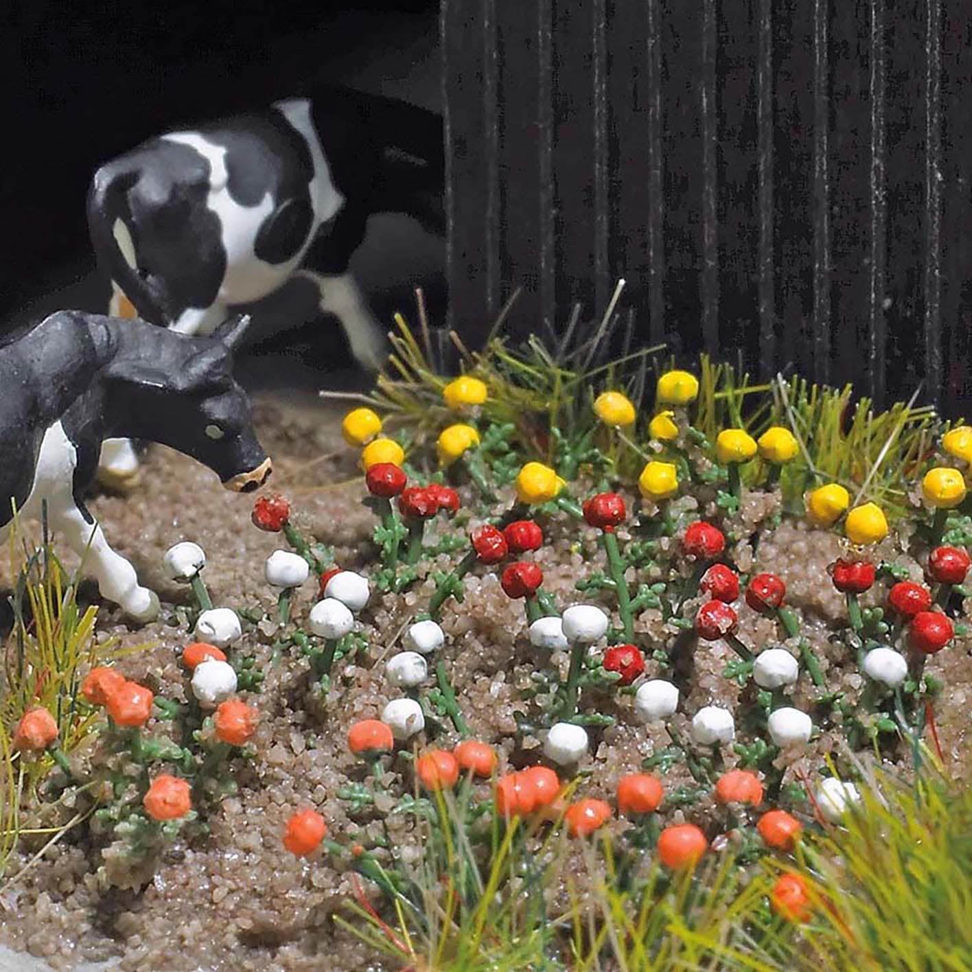 Busch N Scale Roses Flower Scenery Kit - Variety of Colors - 120-Pack ...