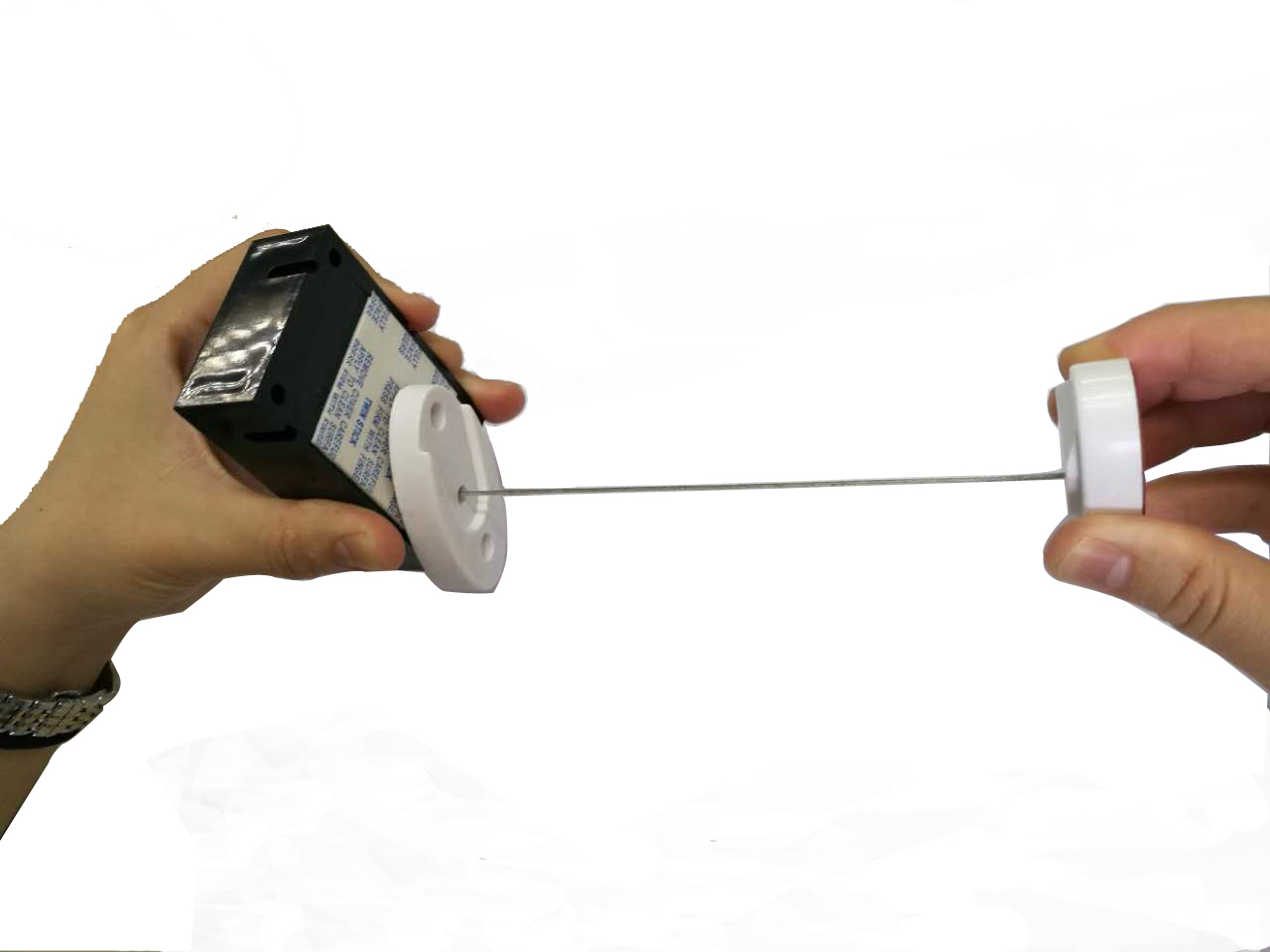 FixtureDisplays Security Pull Box Security Tether Cable Box. Black coil ...