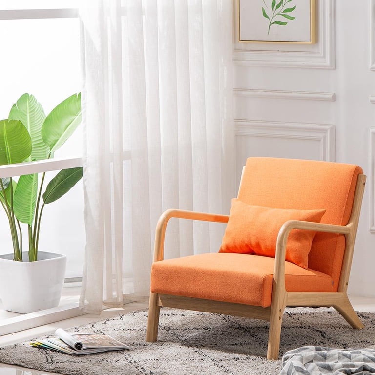 Simple Lounge Chair