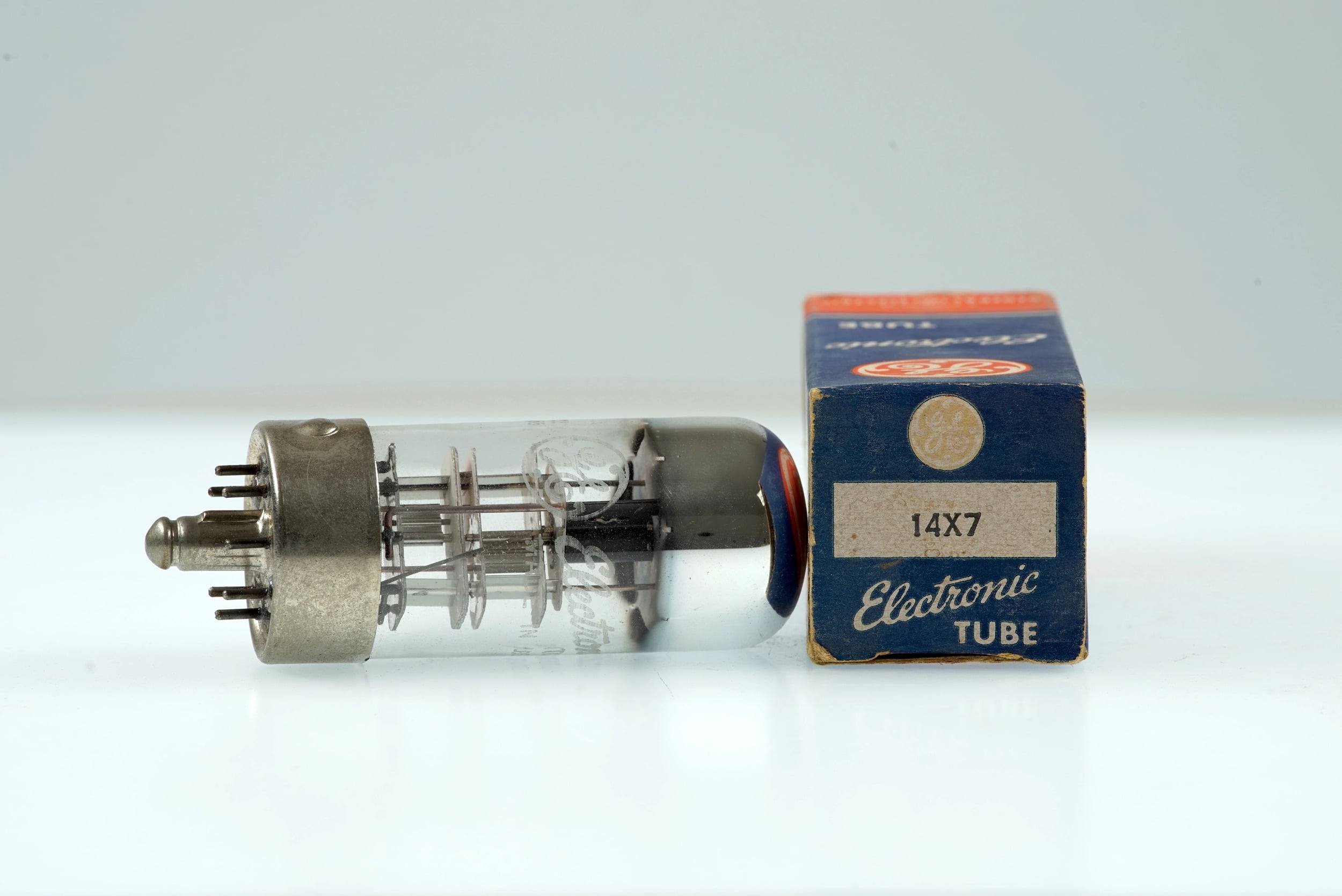 Vintage 14X7 General Electric Loctal 8 Dual Diode Triode Radio Tube ...