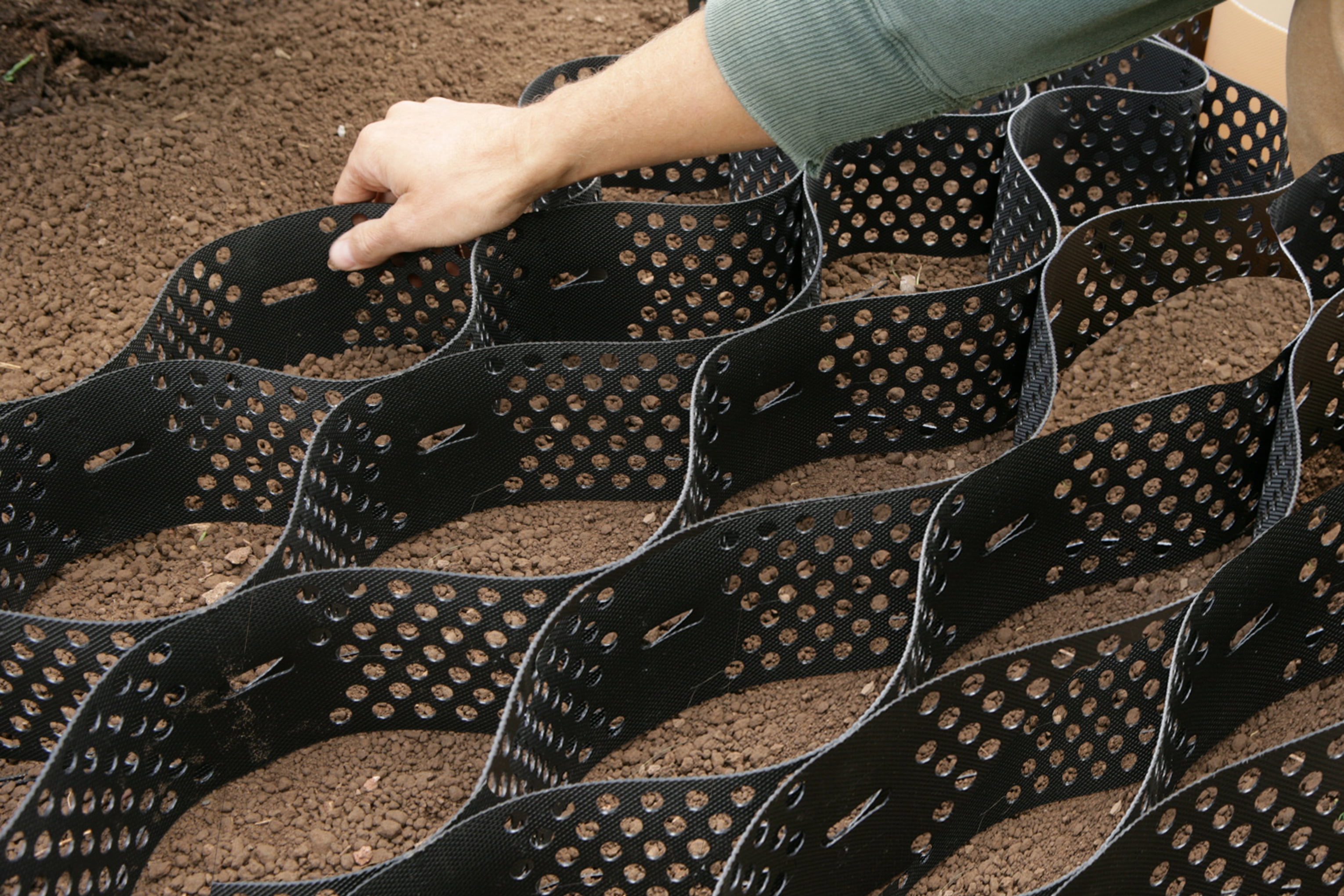 YARDFULLY GROUND GRID GEOCELL KIT (4 INCH) - Walmart.com