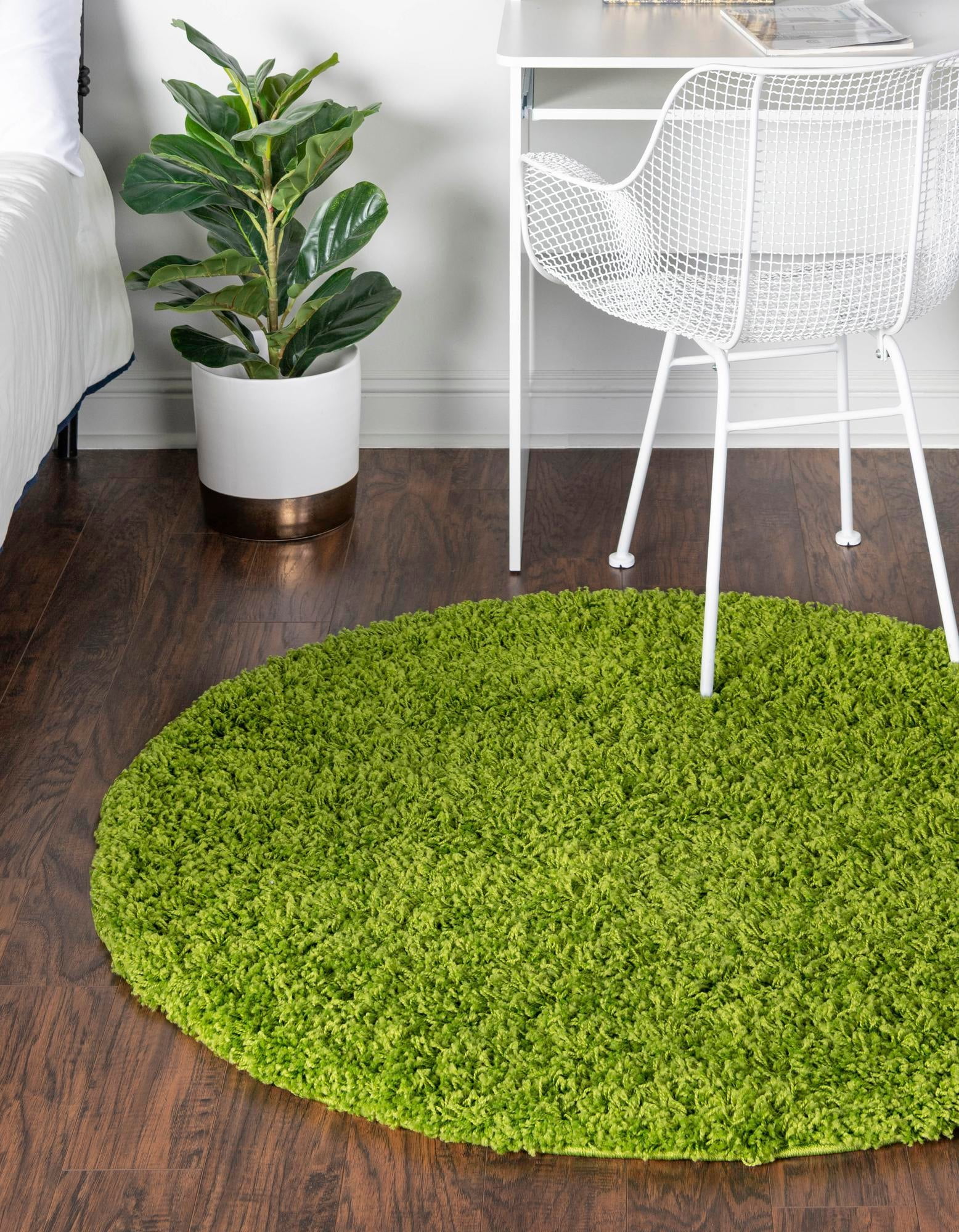 Rugs.com Solid Shag Collection Rug – 8 Ft Round Grass Green Shag Rug ...