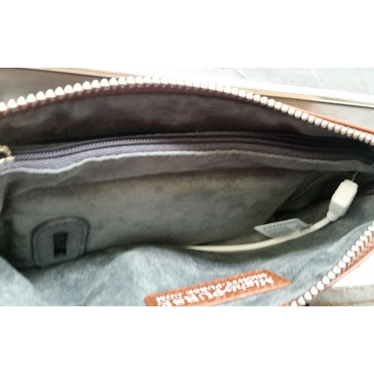 Handbag Butler Quilted Nylon 2-in-1 Bag With 3000 MAh Cell