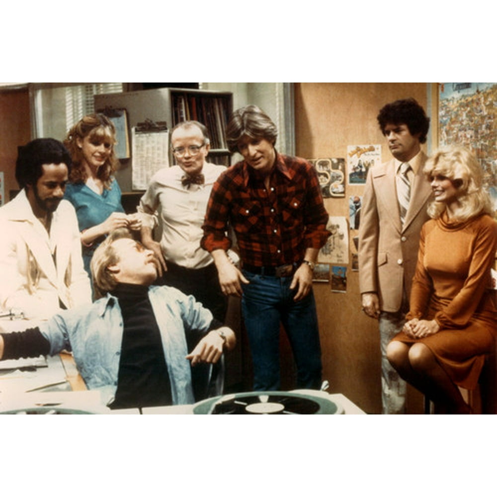 Wkrp In Cincinnati Gary Sandy Gordon Jump Loni Anderson Cast 24X36 ...