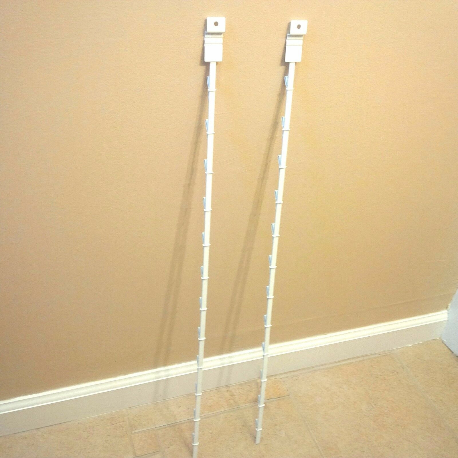 12 Clips Slatwall Mount Clipper Display Single White Strip - Lot of 2 ...