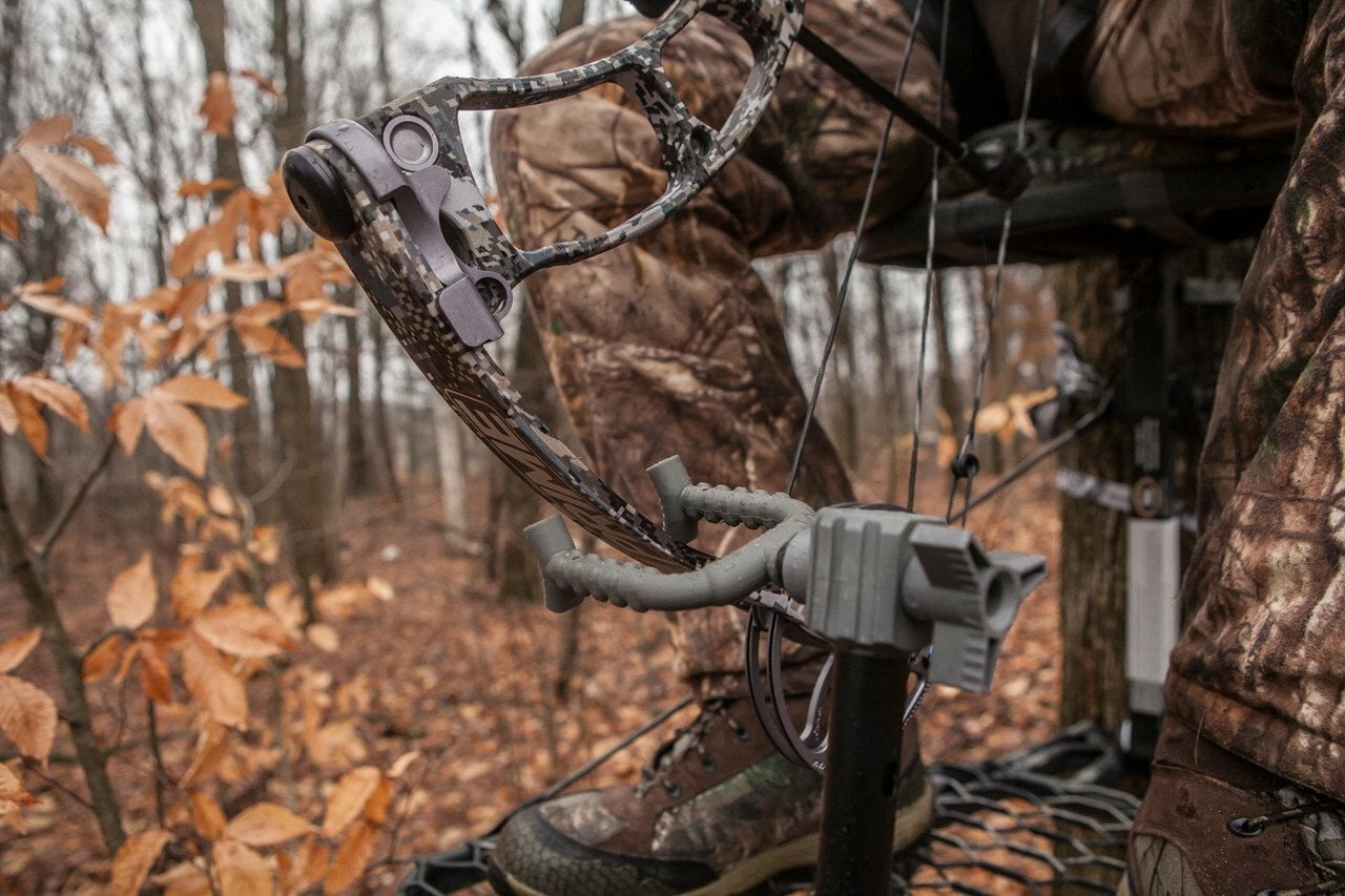 HAWK LIMB GRIP™ BOW HOLDER - Walmart.com