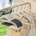 Plastic Hangers - Clothes Hangers No Shoulder Bumps & 360°Swivel Hook ...