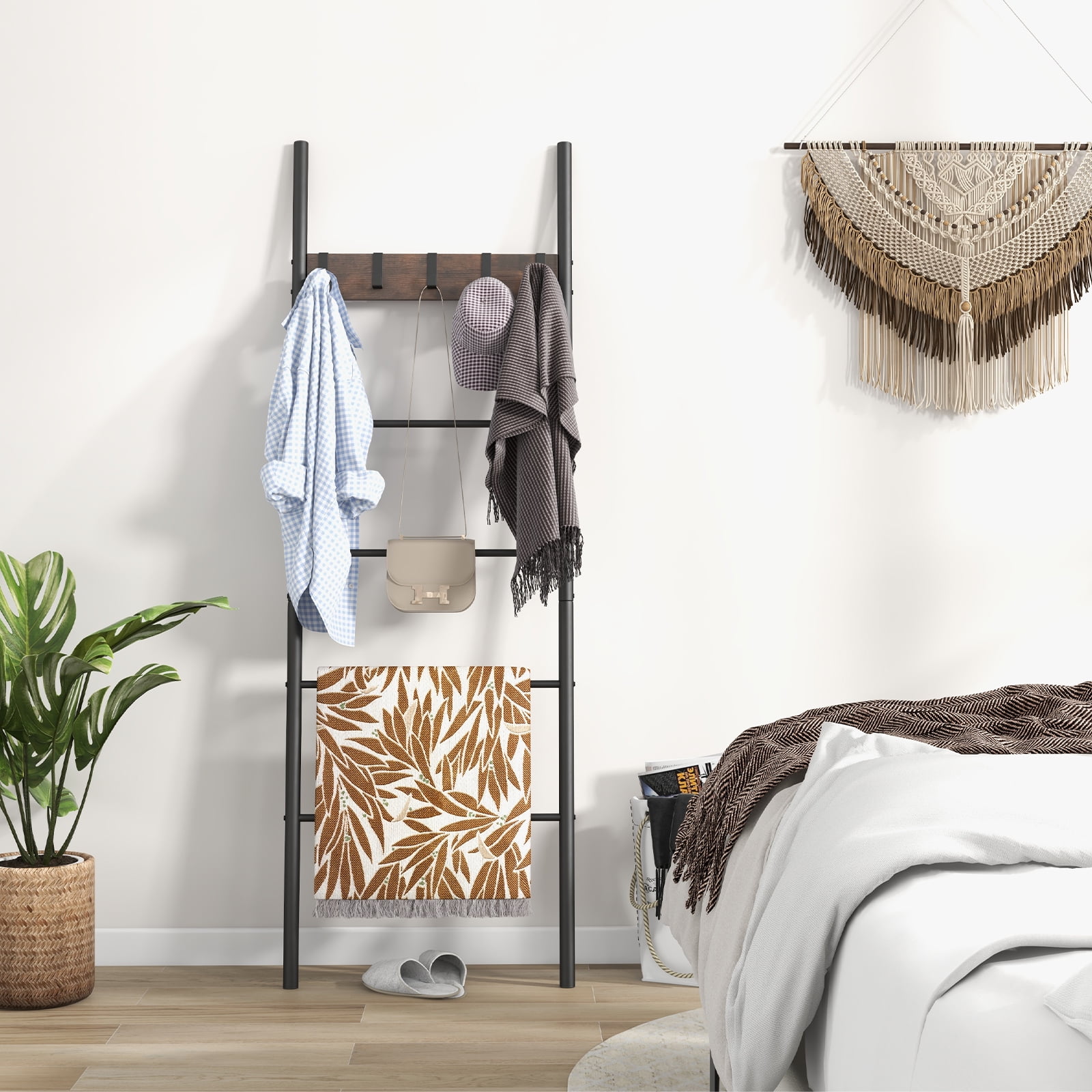 Click here for Giantex Blanket Ladder  5-Tier Wall-Leaning Towel... prices