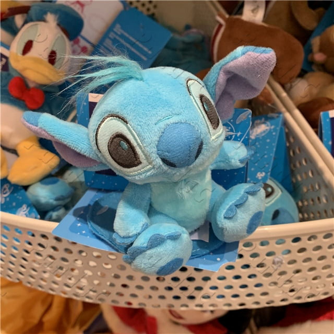 Disney Store Ratatouille stitch Groot Baby Yoda Dale chip PASCAL ...