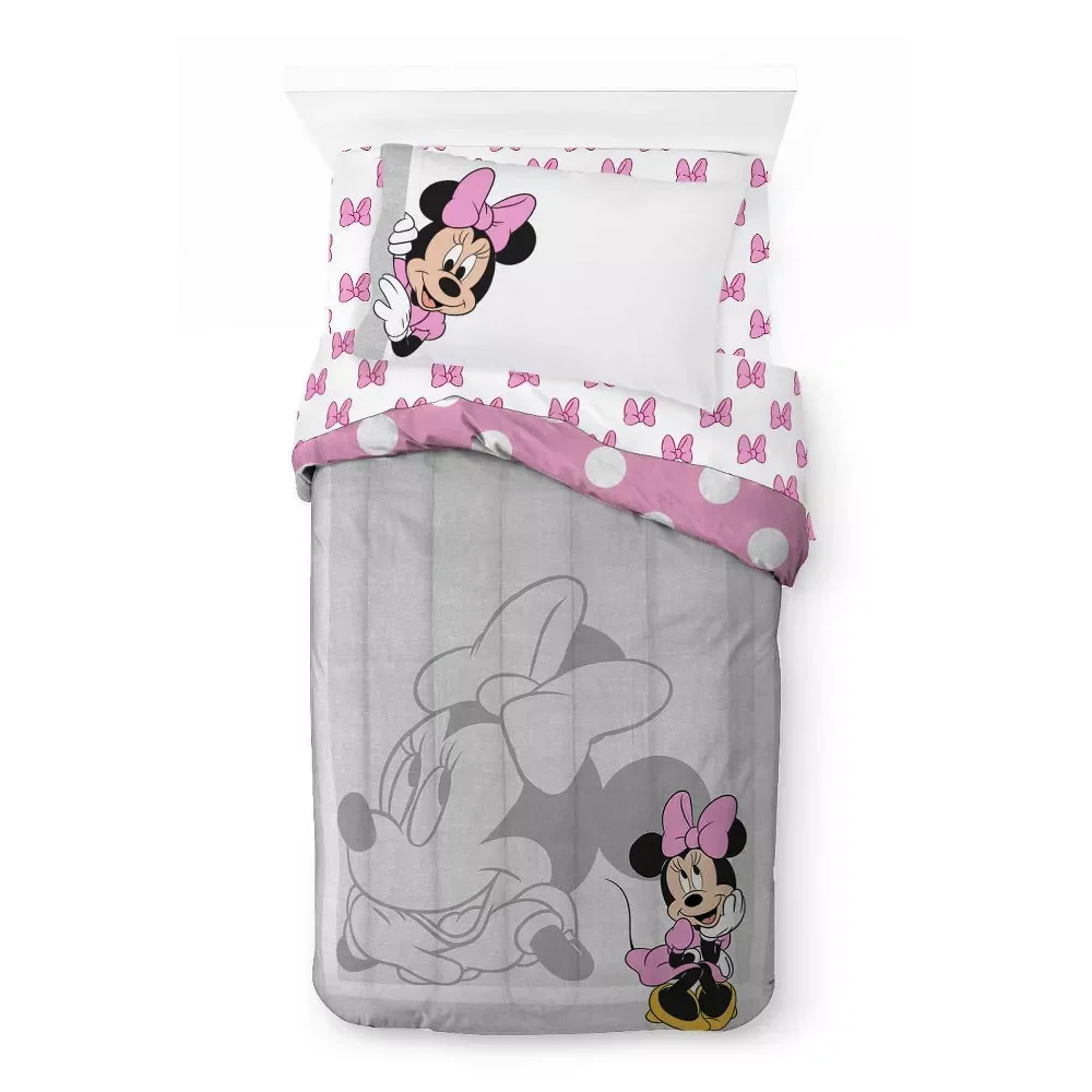 Click here for Minnie Mouse Twin Comforter prices