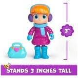 Vida the Vet Chilly Check Up Pack with Vida & Popcorn Figures Pretend ...