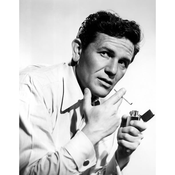 John Garfield With Zippo Lighter 1949 Photo Print (8 x 10) - Walmart.ca