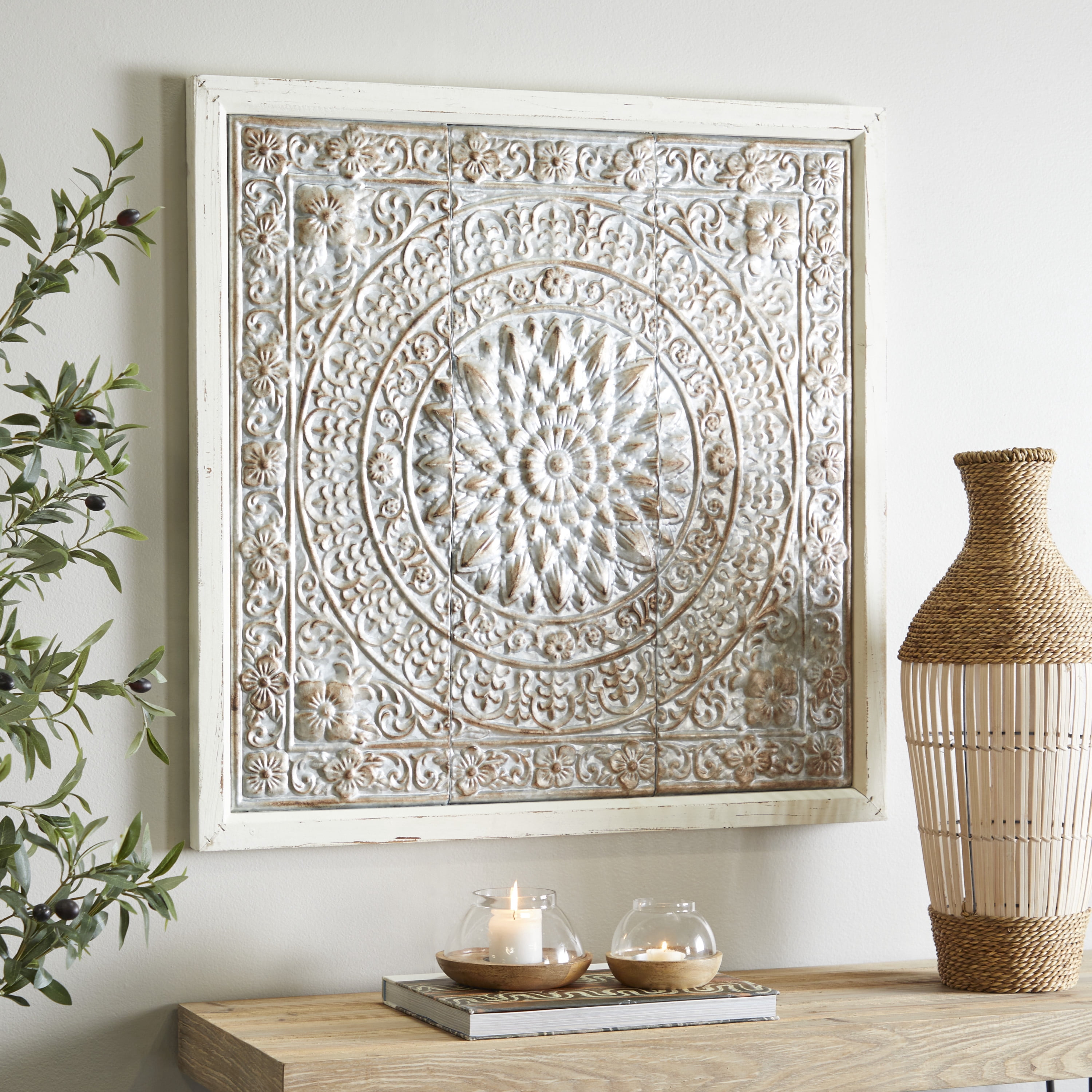 DecMode Brown Metal Scroll Wall Decor with Embossed Details - Walmart.com