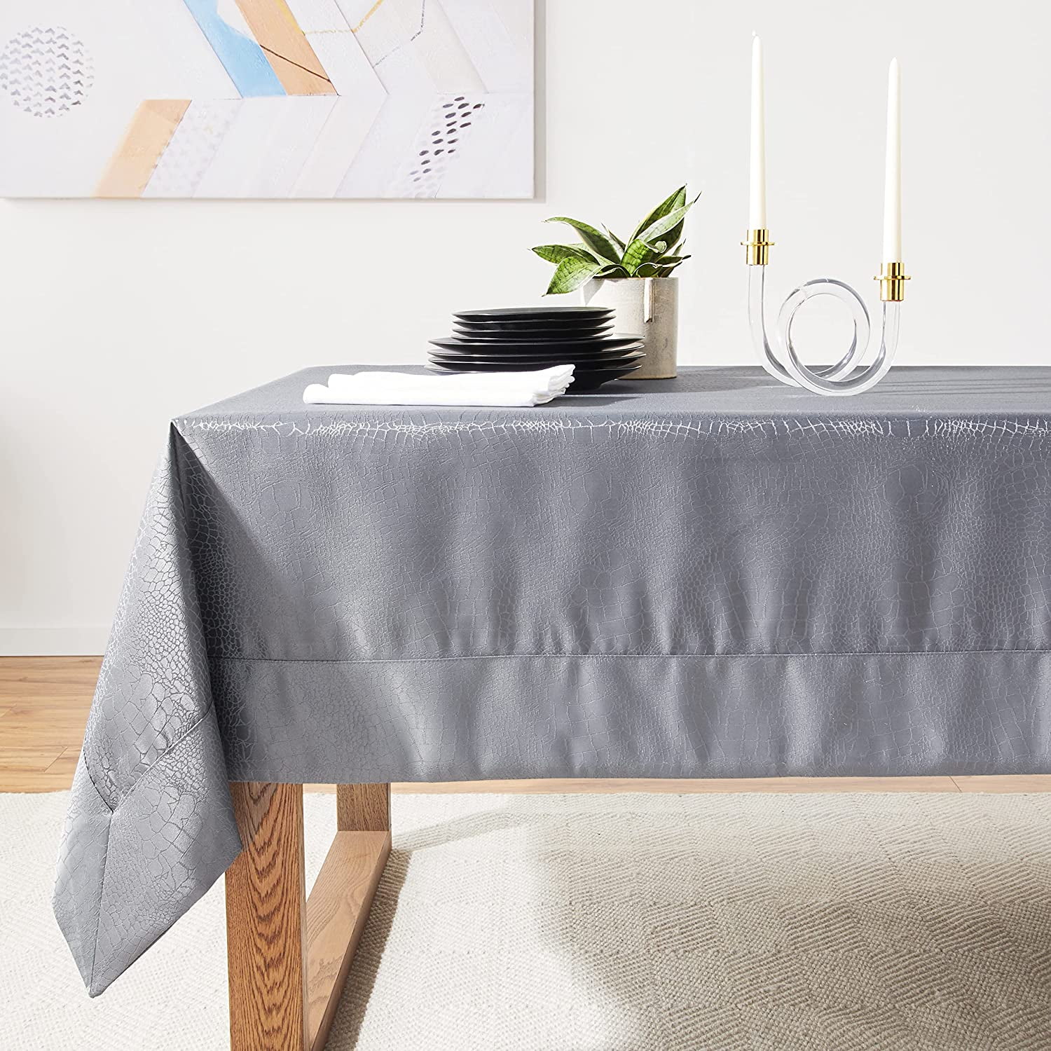 Luxurious Damask Crocodile Design Tablecloths, 70" X 108" - In Platinum ...
