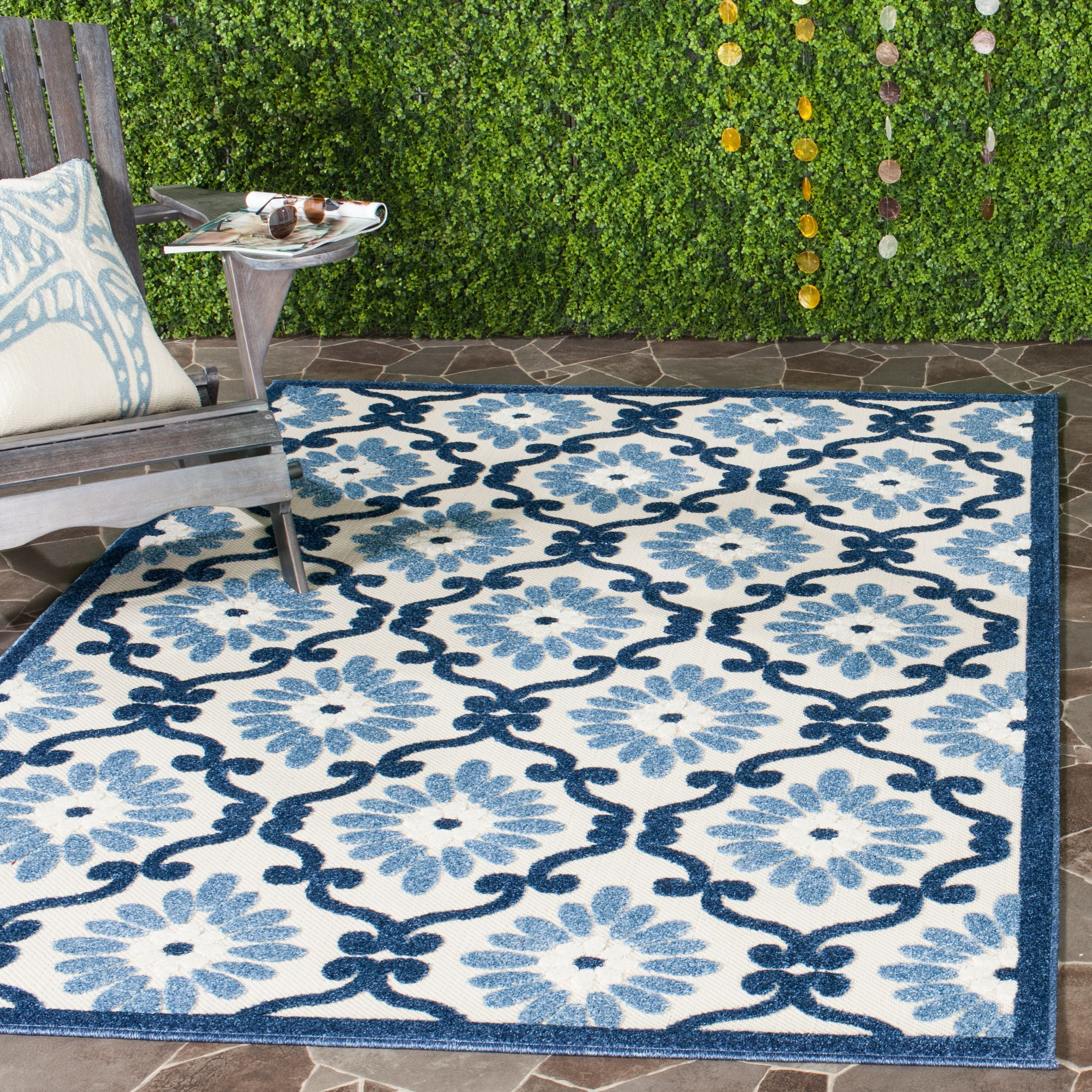 Safavieh Cottage Clark Geometric Floral Indoor/Outdoor Area Rug ...