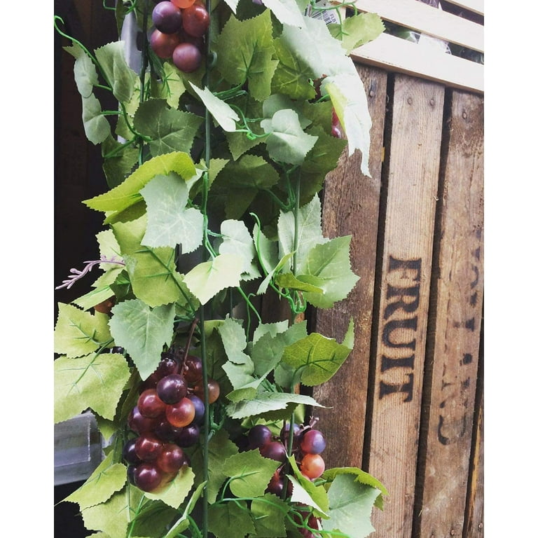 Small Plastic Grape Clusters