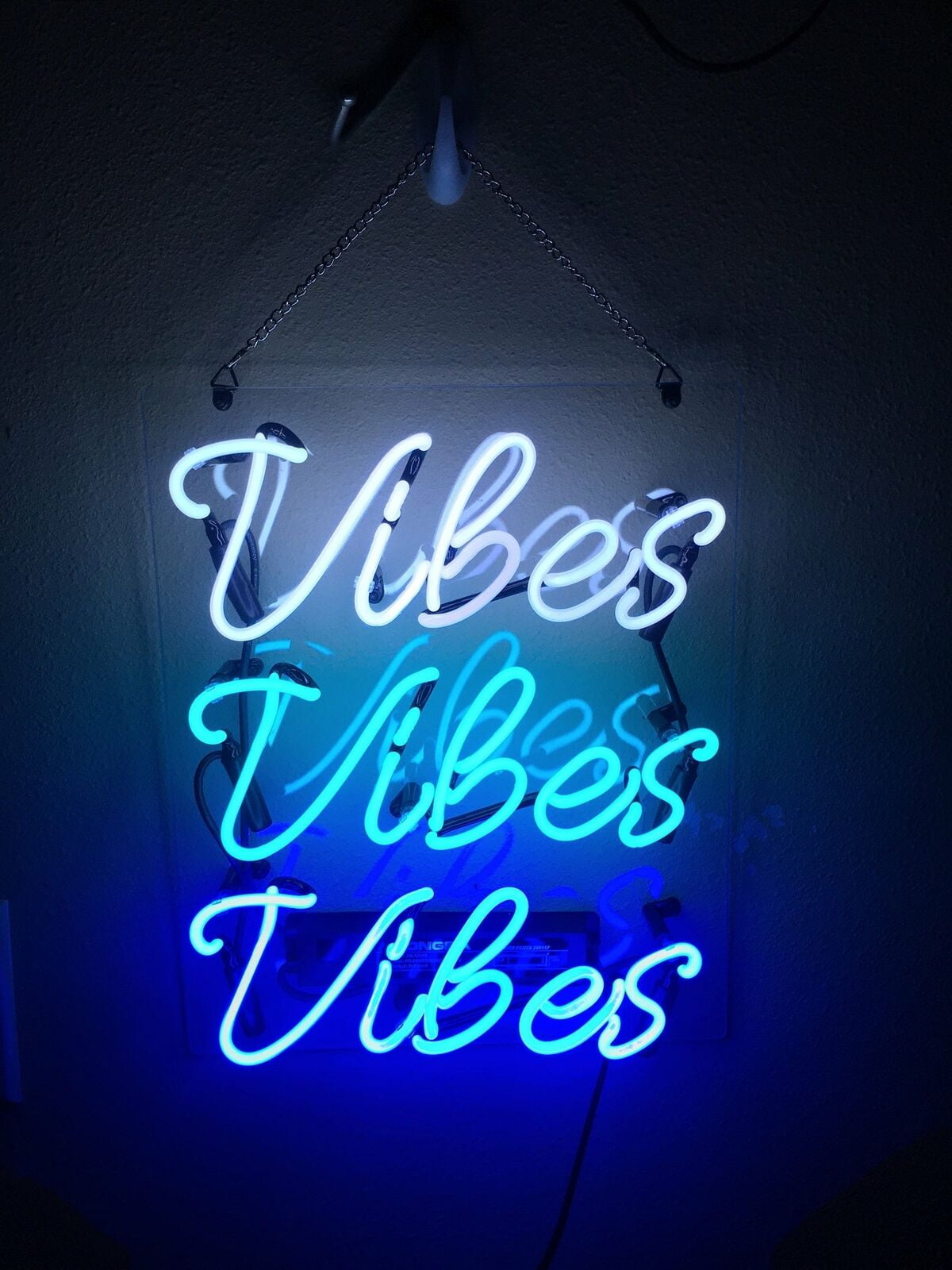 Queen Sense 14" Vibes Vibes Vibes Neon Sign Acrylic Man Cave Handmade ...