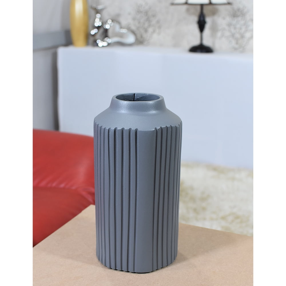 Handmade Aluminium Geometric Gray Cylinder Vases for Indoor & Outdoor ...