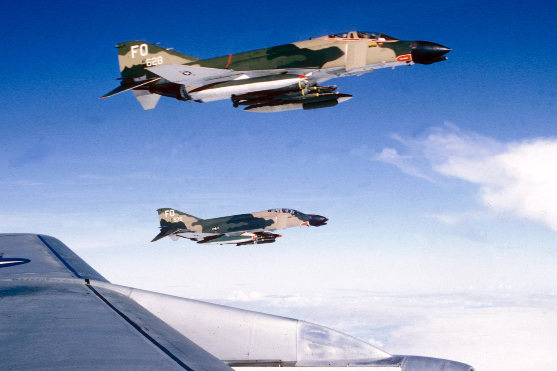 24x36 gallery poster, F-4 Phantom II over Vietnam, 435th Tactical ...