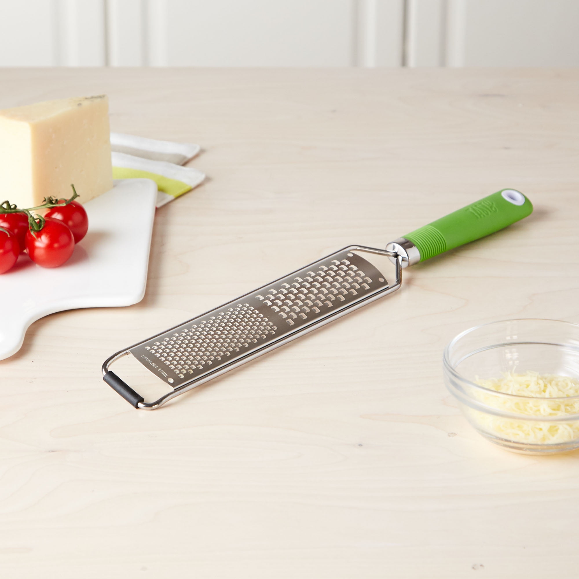 Tasty Handheld Green Grater with Soft Grip Handle – BrickSeek