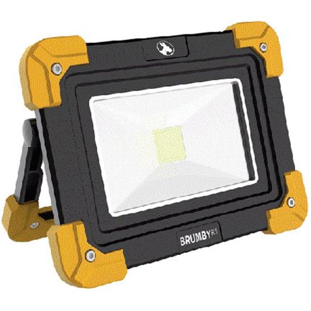 Outback Flashlights 4050R 500 Lumen LED R5 Brumby Light, Black - Walmart.ca