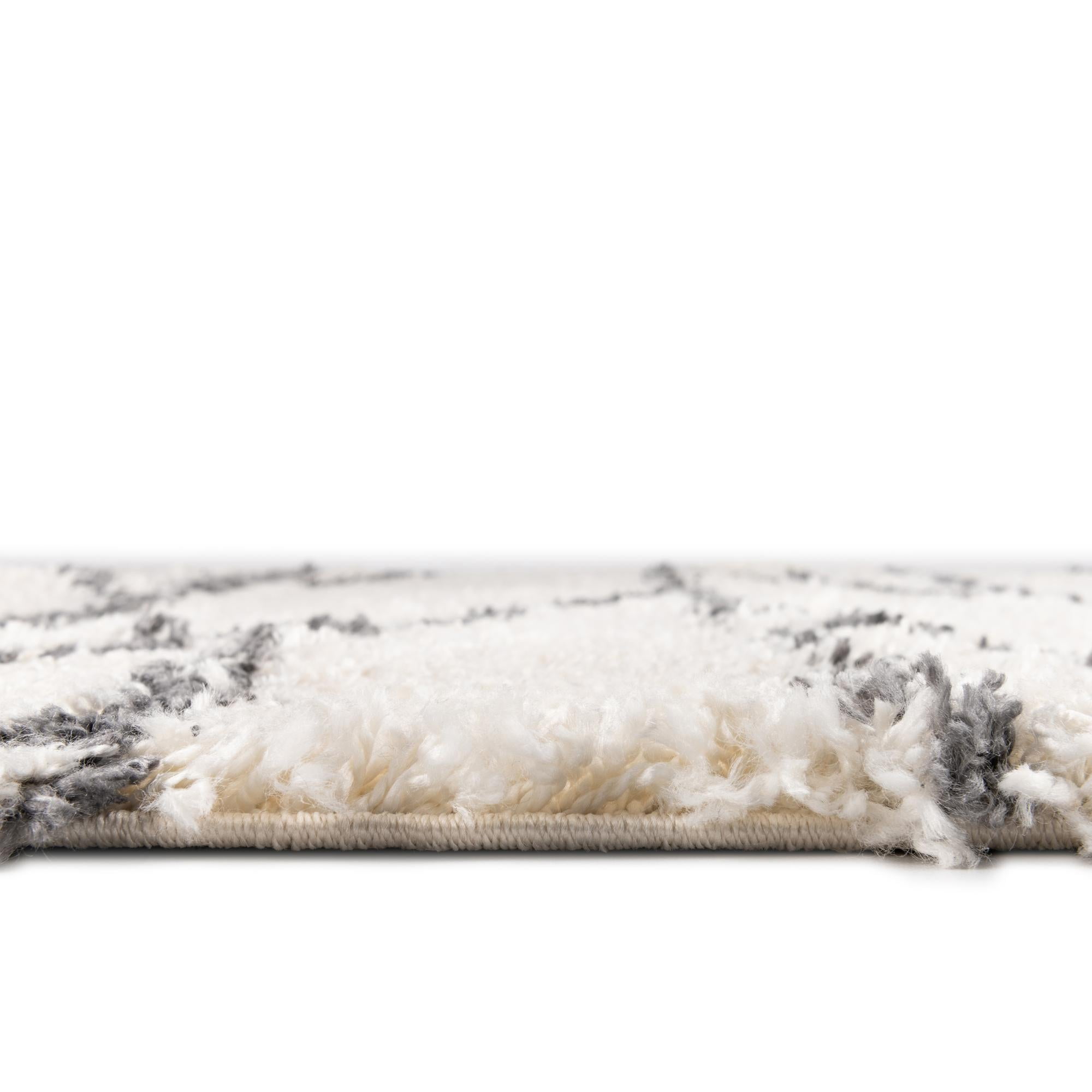 Rugs.com Serenity Shag Collection Rug – 5' x 8' White Shag Rug Perfect ...