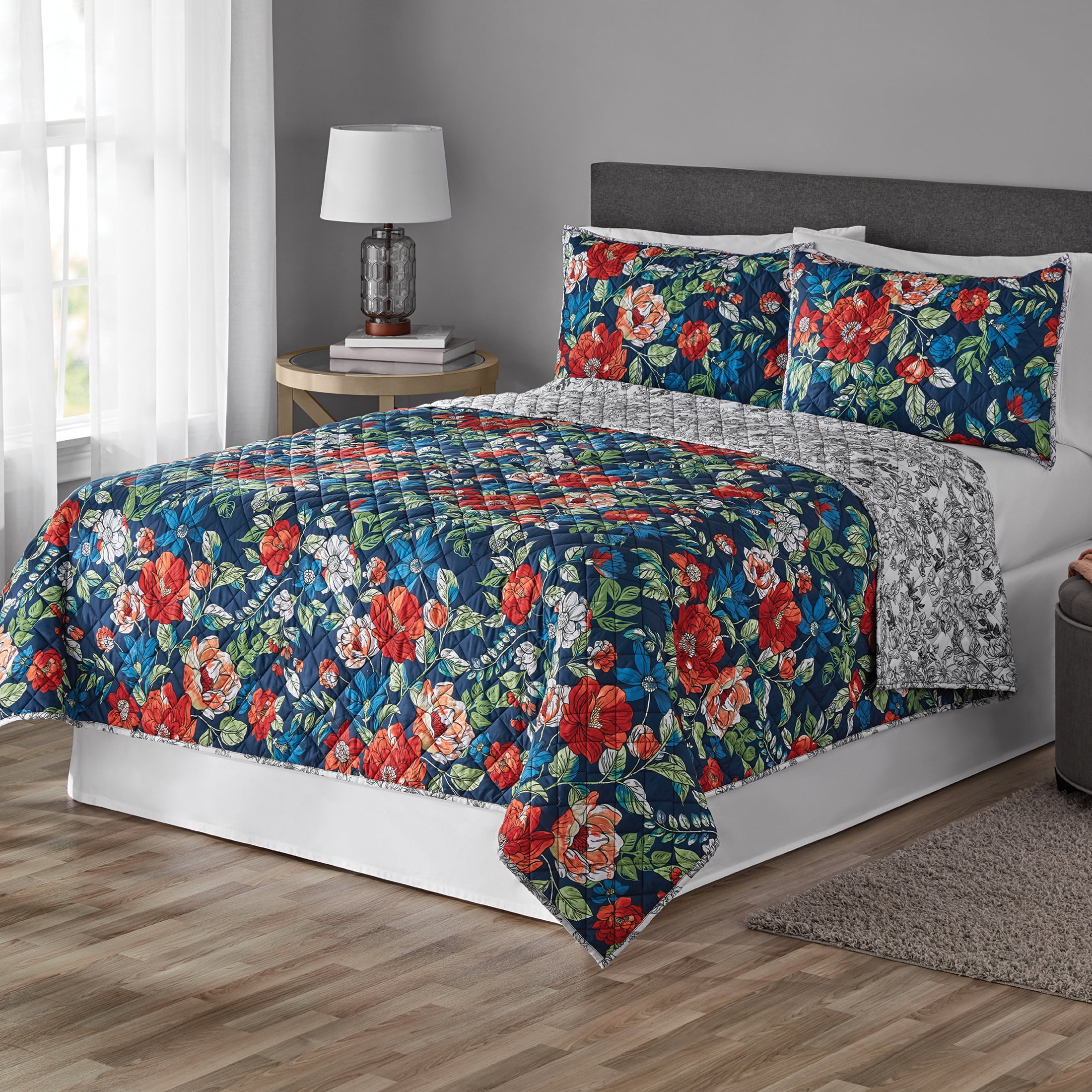 Mainstays Floral Red/Blue Floral Polyester Quilt, King, Reversible ...