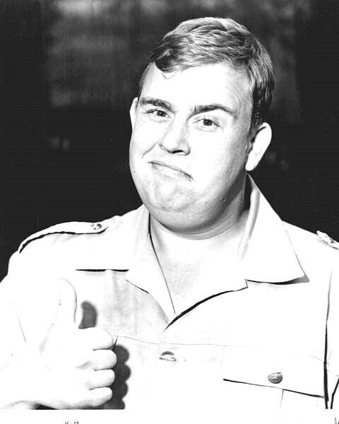 John Candy gives thumbs up signal 1985 Volunteers 11x17 poster ...