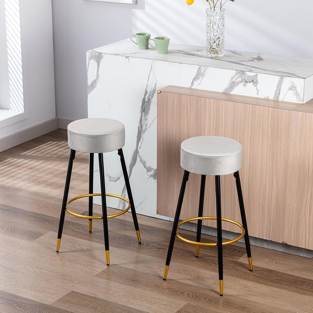 Round Bar Counter Design