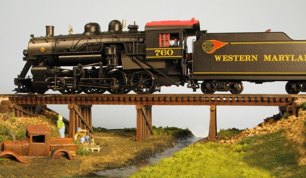 Monroe Models Hobo Creek Bridge HO Scale Model Railroad Kit - Walmart.com