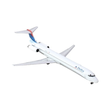 Boeing 767-400ER Commercial Aircraft "Delta Air Lines" White with Red ...