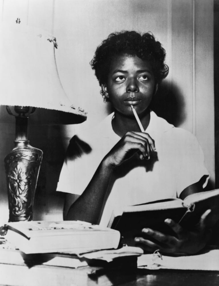 Elizabeth Eckford Studies At Home After Being Turned Away From Central ...