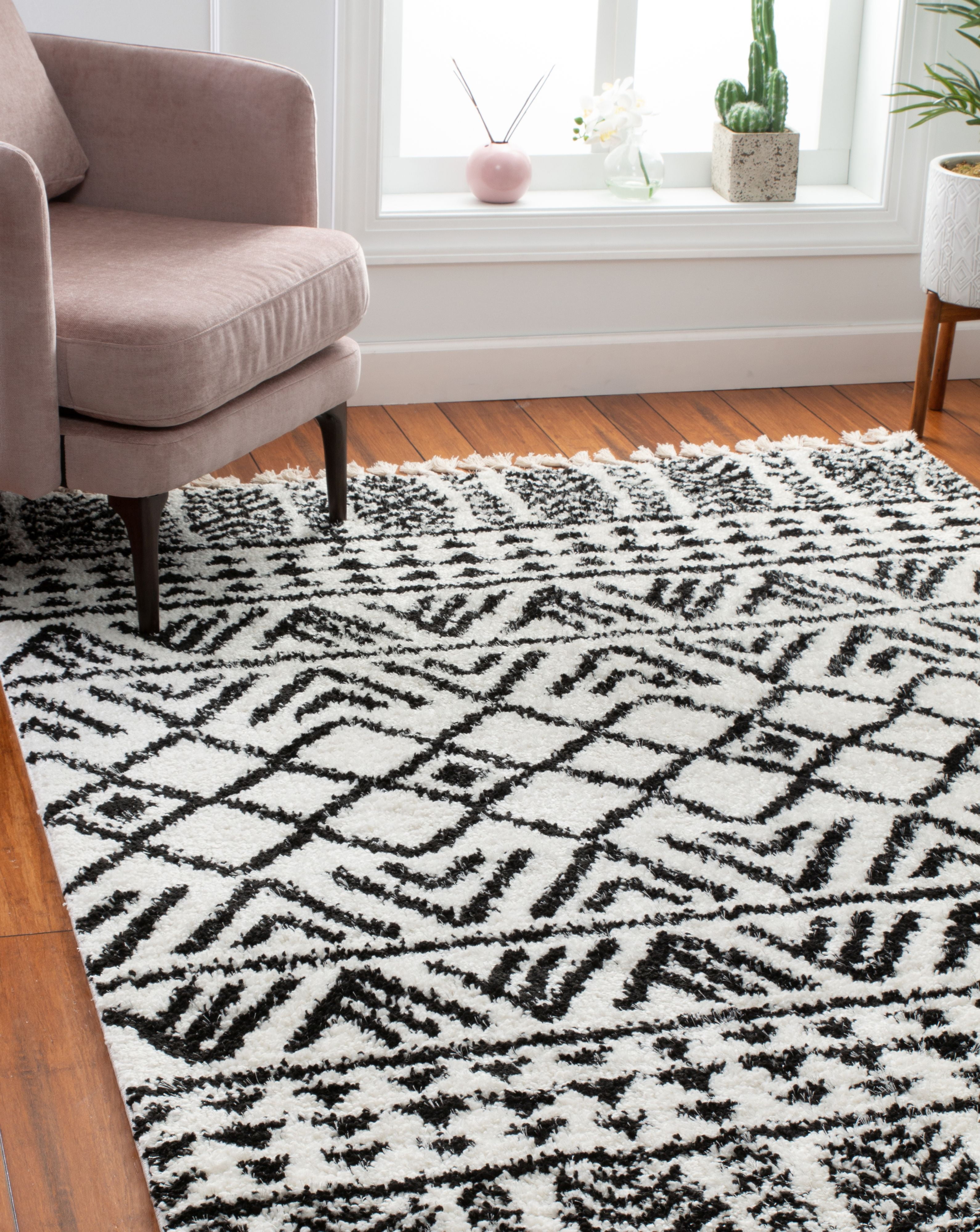 Well Woven Tessa Ivory Moroccan Shag Diamond Trellis Pattern Area Rug ...