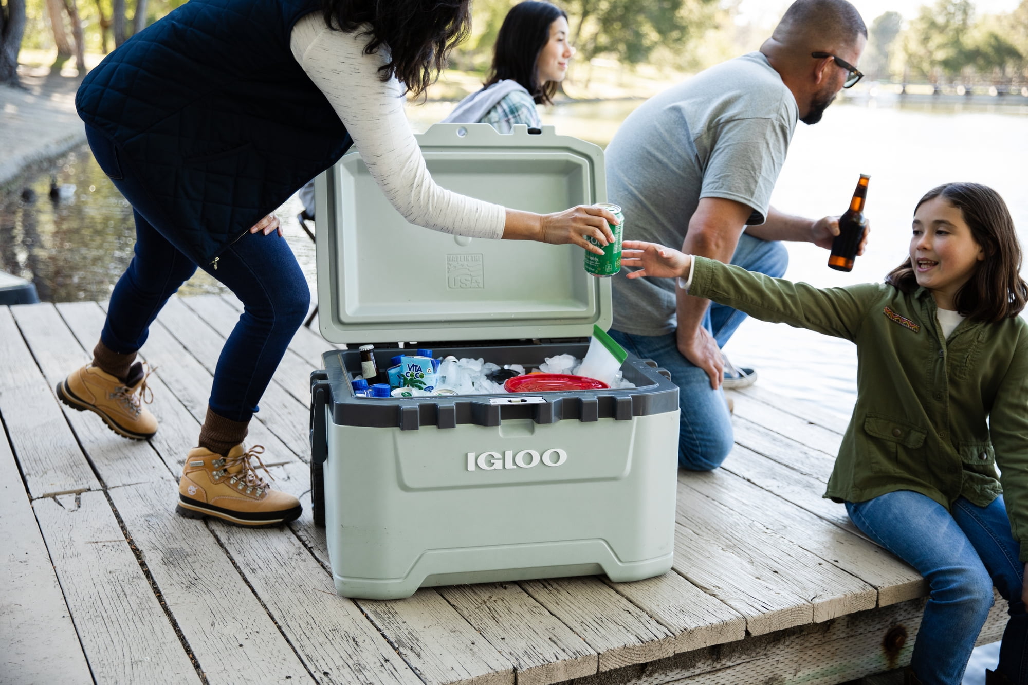 Buy Igloo Overland 52 Qt Ice Chest Cooler With Wheels Green Online At Buy Igloo Overland 52 Qt Ice Chest Cooler With Wheels Green Online At