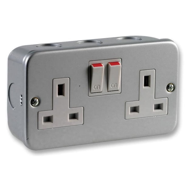PRO ELEC - 2-Gang Metal Clad 13A Switched Socket - Walmart.com
