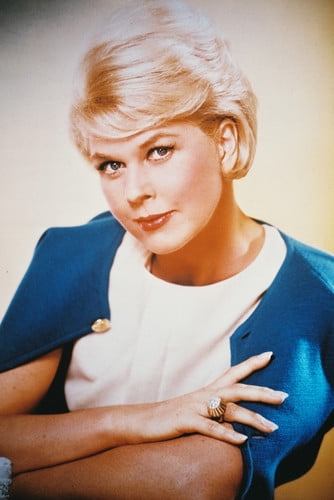 Doris Day Early 60's Studio Pose Color 24x36 Poster - Walmart.com